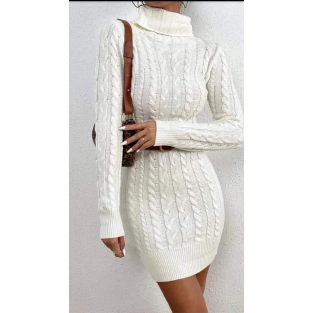 Garbós nyakú törtfehér ,kötött ruha/tunika - Mini,midi ruhák