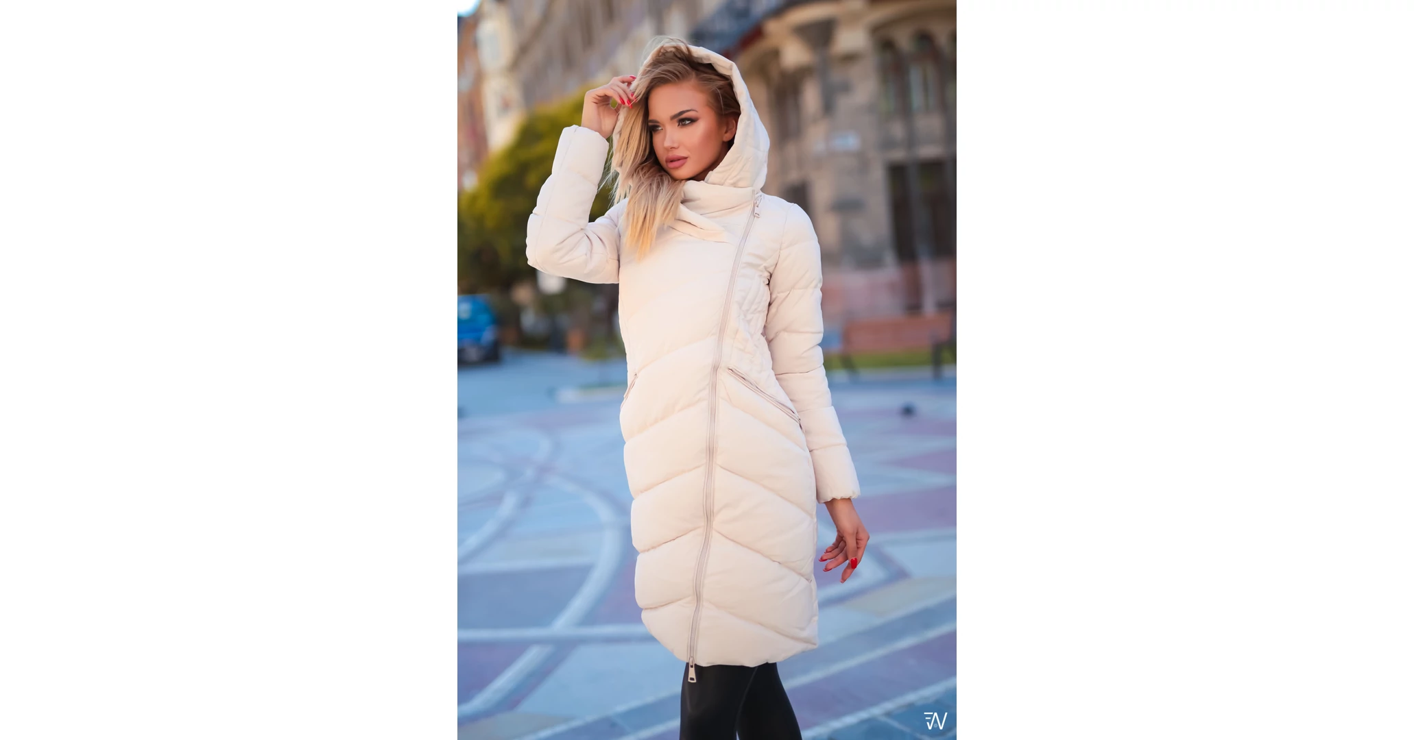 Srégen cipzáras drapp hosszú kabát - Női kabátok